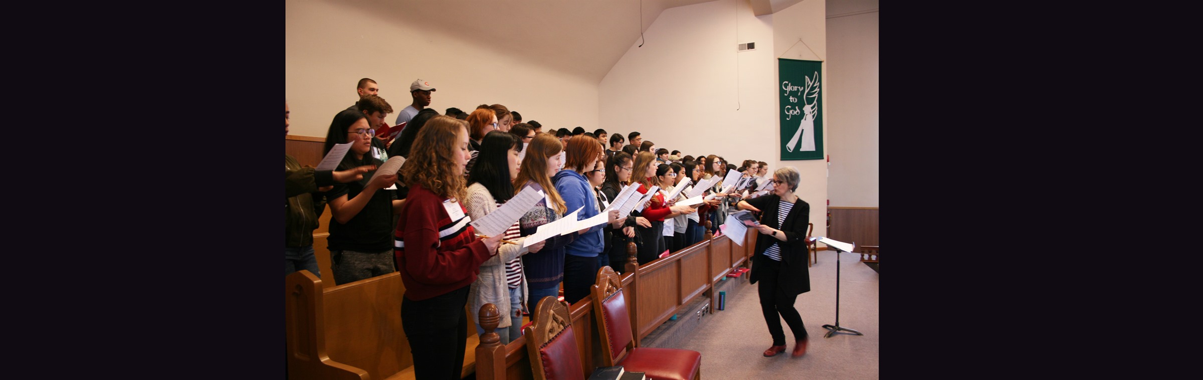 Honour choir, band deliver musical tribute
