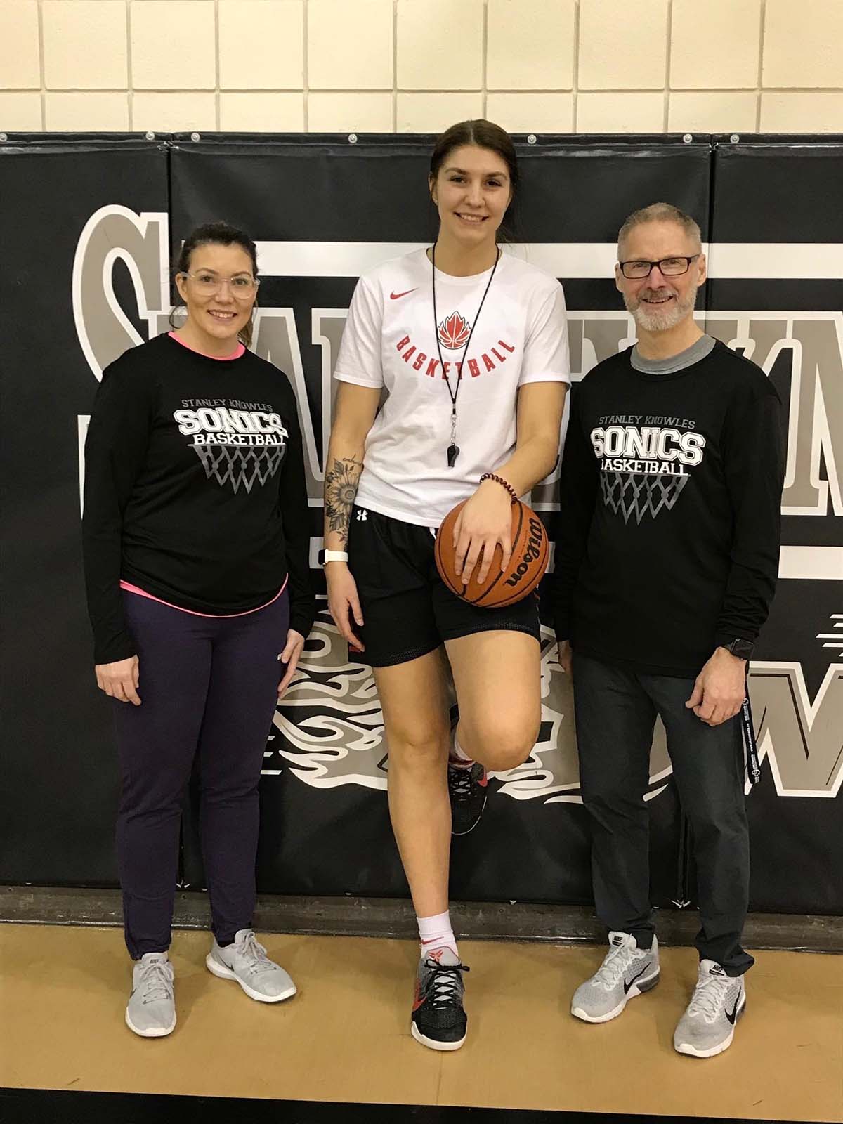 Stanley Knowles phys-ed teacher wins national award