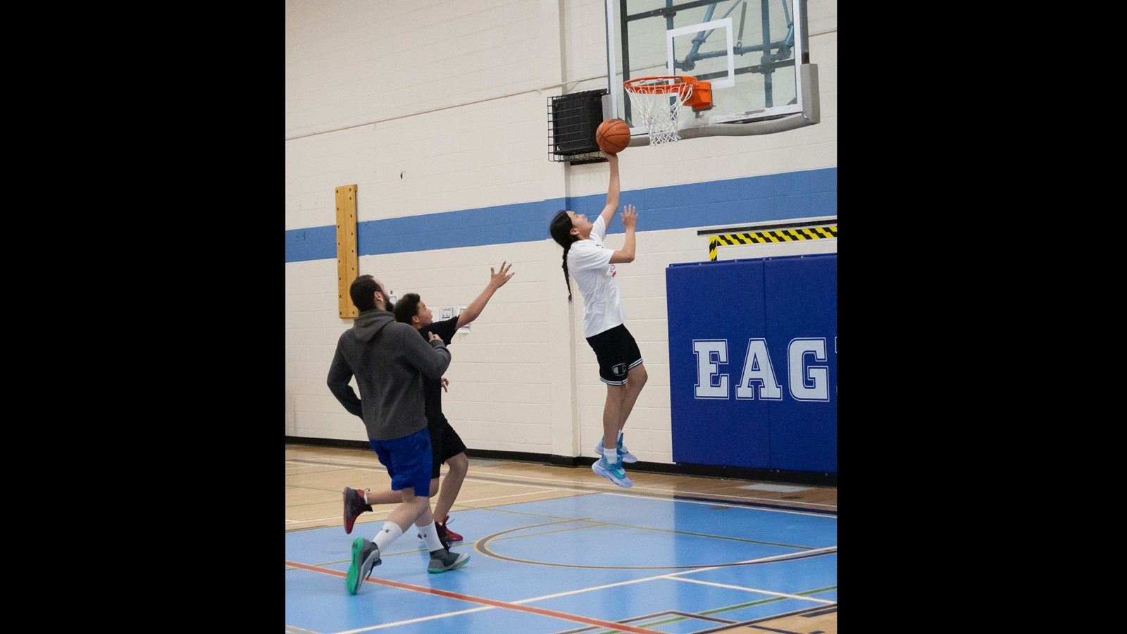 R.B. Russell reconnects with neighbourhood on community nights