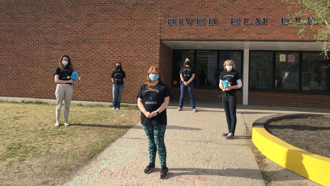 River Elm communicates apraxia awareness